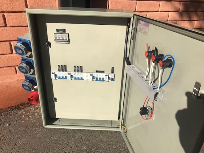 Gabinete metálico / tablero eléctrico 2 puertas / 700 x 500 x 200 IP65 ...